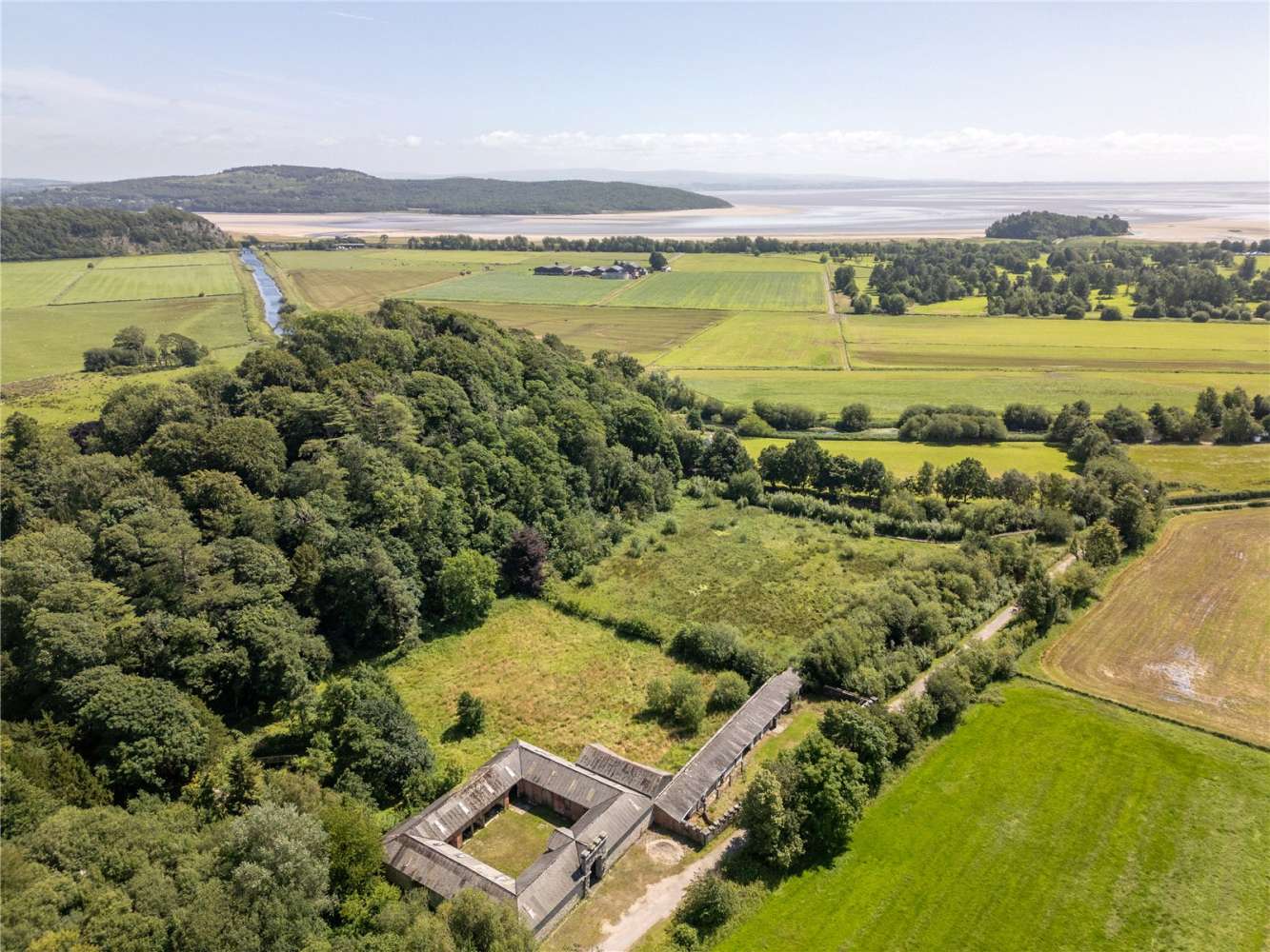 Former Coach House and Stables - H&H Land & Estates